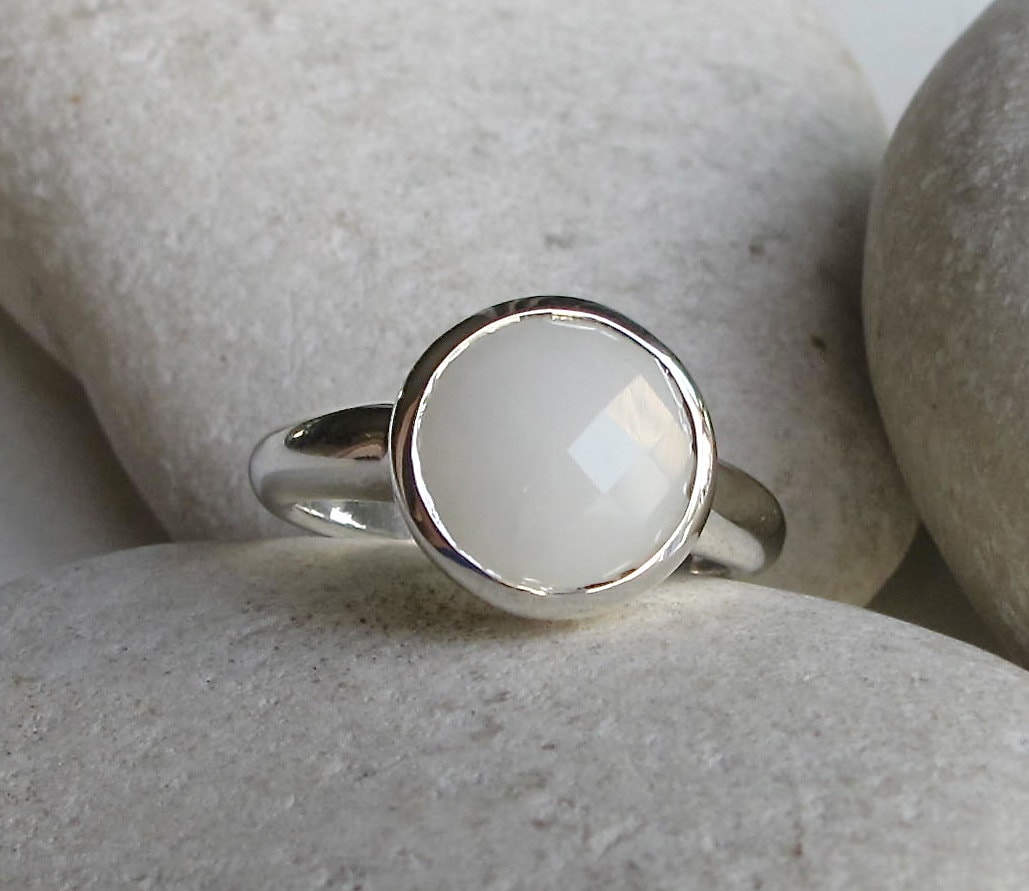White Agate Stone Ring- White Gemstone Ring- Round White Ring- Facet ...