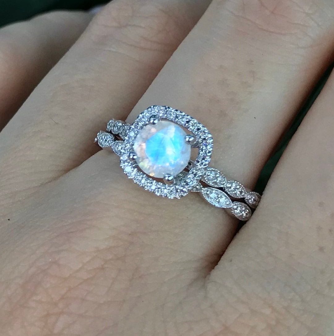 Moonstone Vintage Bridal Ring Set- Round Moonstone Engagement Ring Set ...