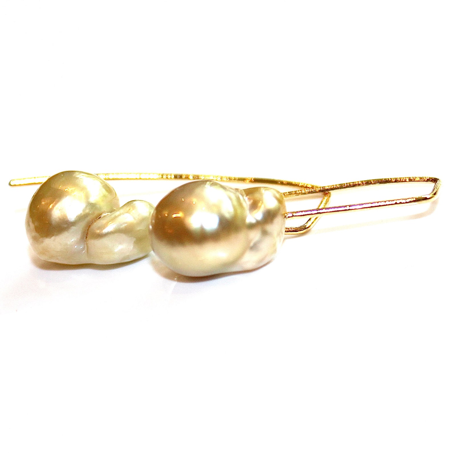 Floating Pearl Earring Canary South Sea Pearl Earring Simple Earring ...