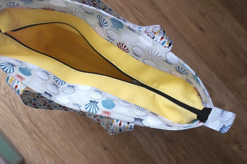 Travel Bag Sewing Pattern Large Zipped Hold-all PDF Pattern - Etsy