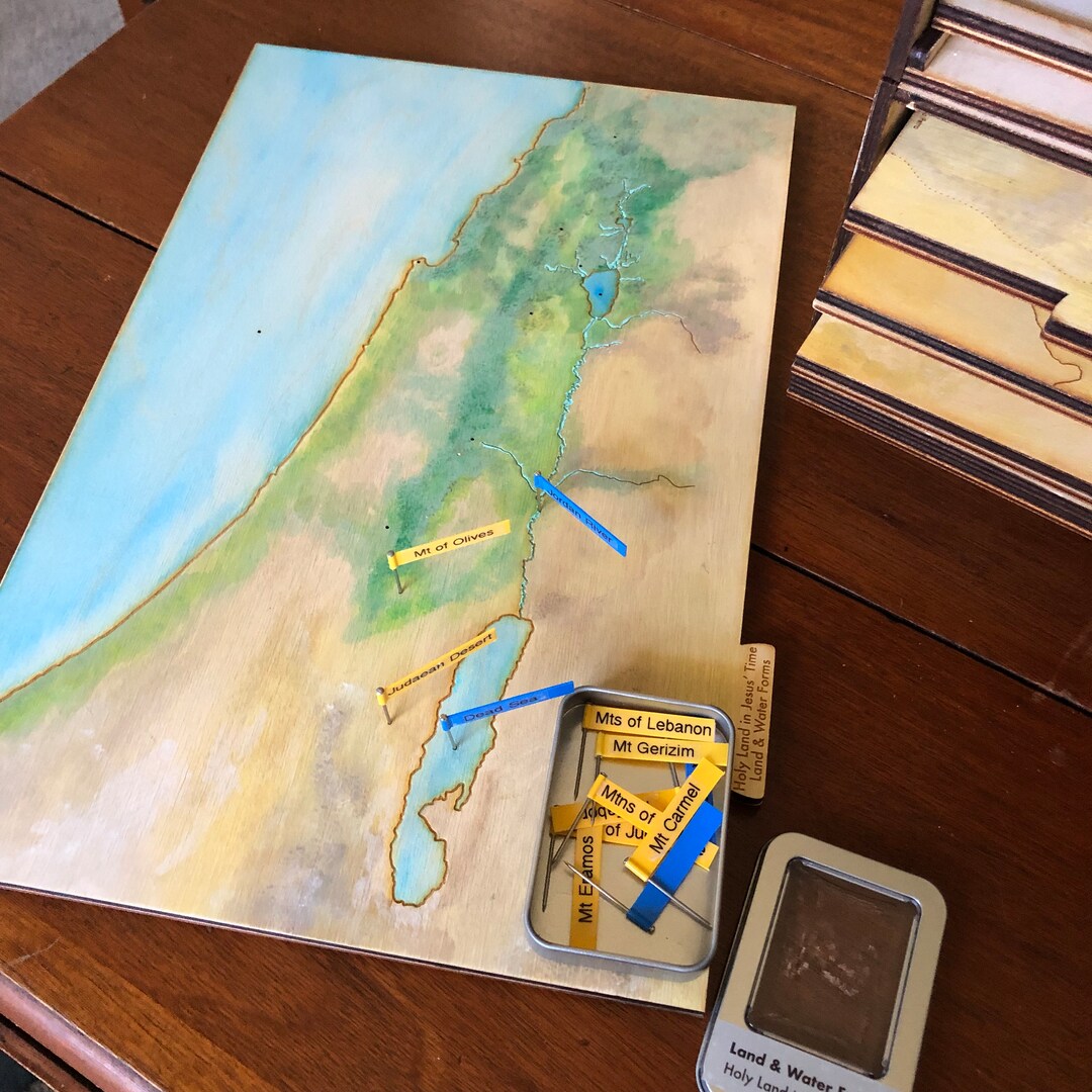 Map Cabinet: 1 Puzzle Map + 3 Pin Maps + Pin Drawer With Pins (level 2 ...