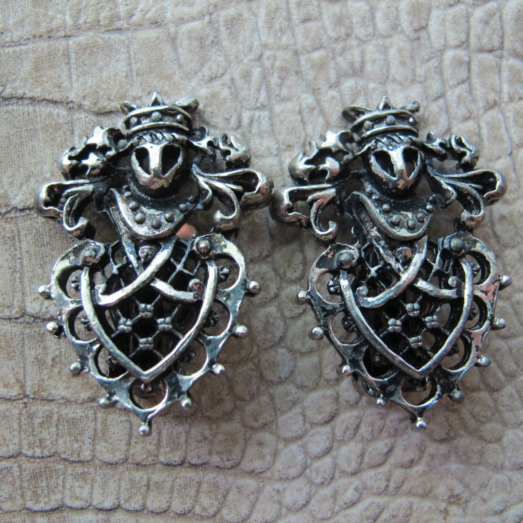 Heraldic Italian Renaissance Revival Style Silver Tone Knight Crest ...