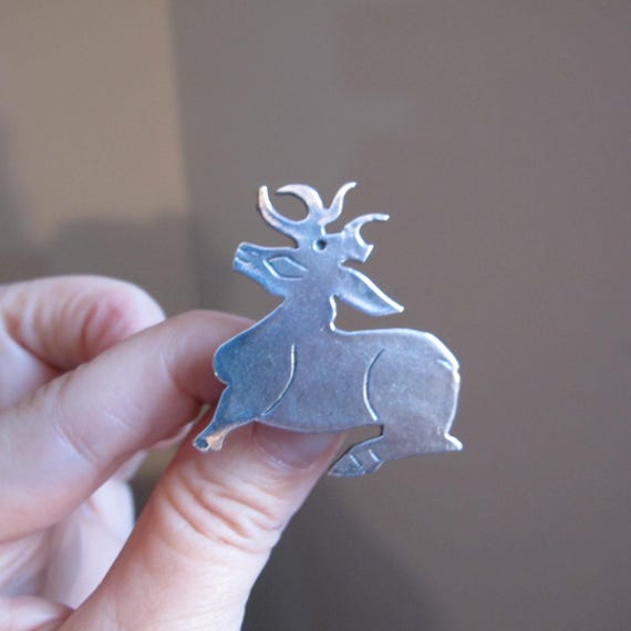 Chinese Zhou Dynasty Replica Sterling Silver STAG Dee… - Gem