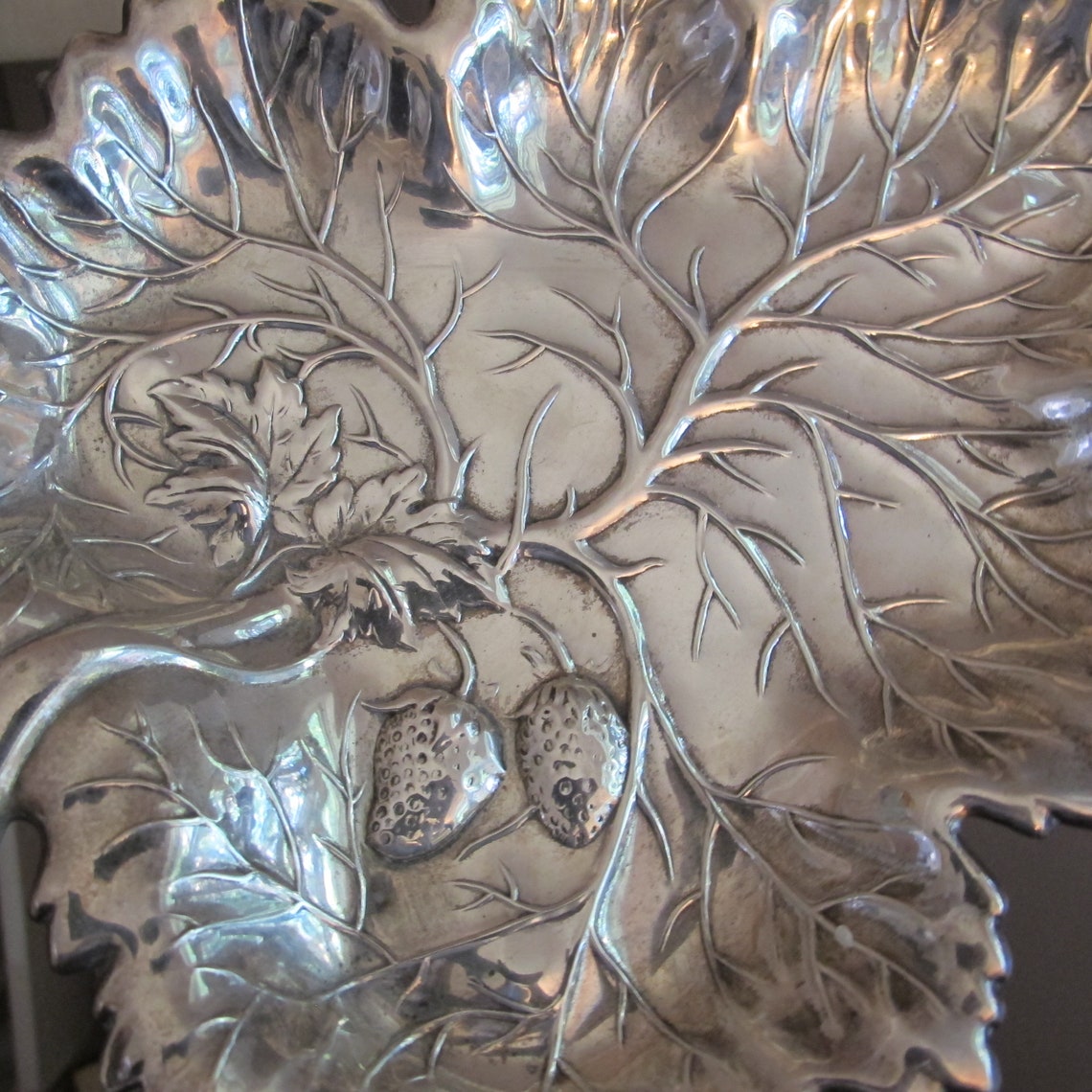 Sterling Silver Repousse Leaf Vine Strawberries Foot Dish - Etsy