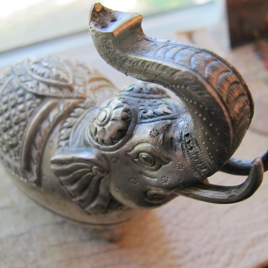 Tribal Silver Elephant Betel Nut Box, South-east Asia Chewing ...