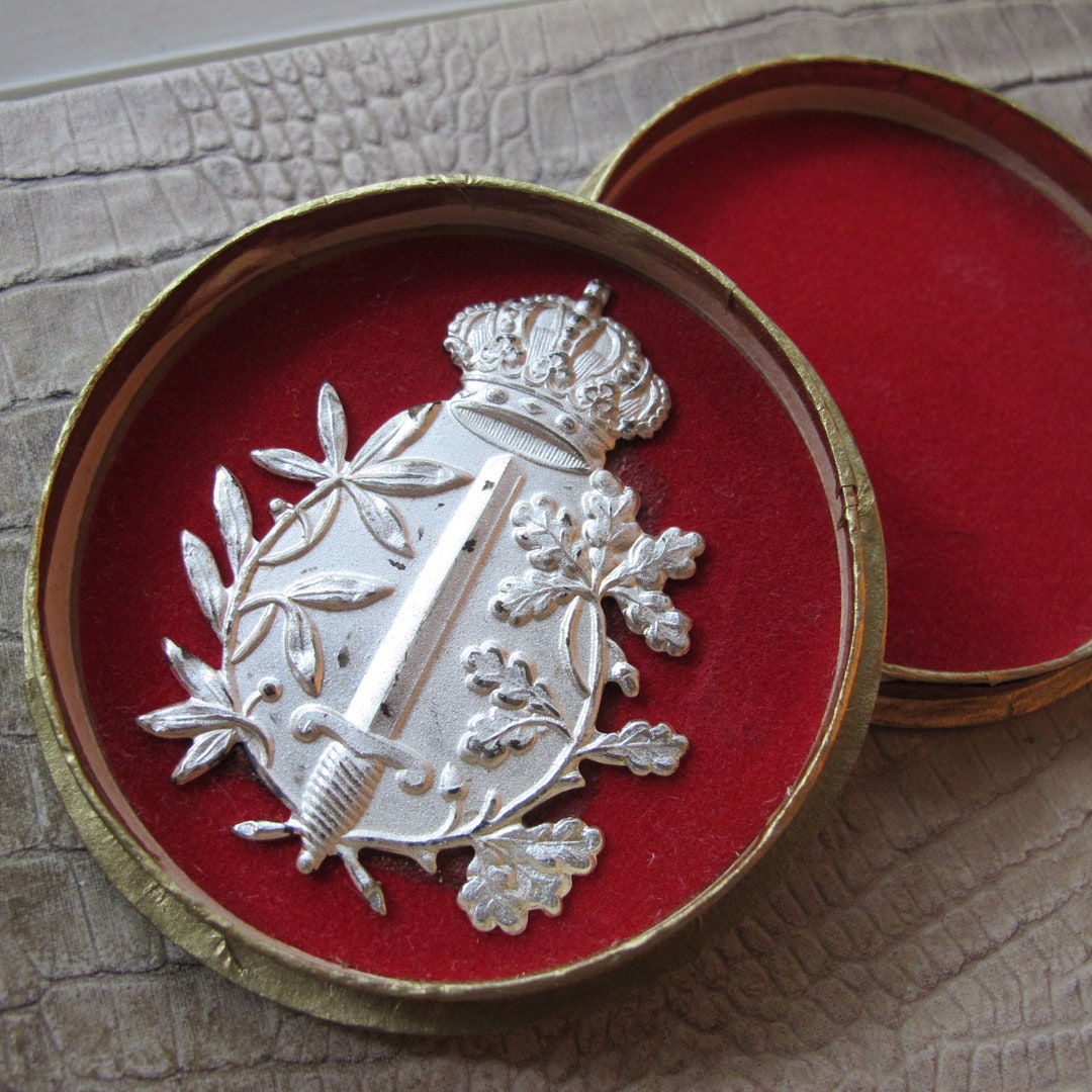 Belgium Insignia Cap Badge, Silver Finish, Crown, Shield, Sword ...