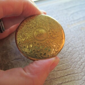 KIGU Made in England Small Bold Tone Flower Scroll Tiny Little Compact ...