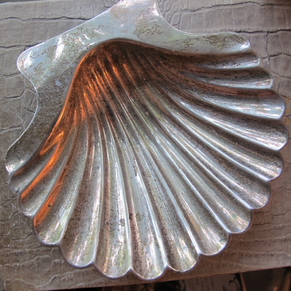 Sterling Silver Shell Shaped Footed Dish. Sterling Silver Tabletop ...