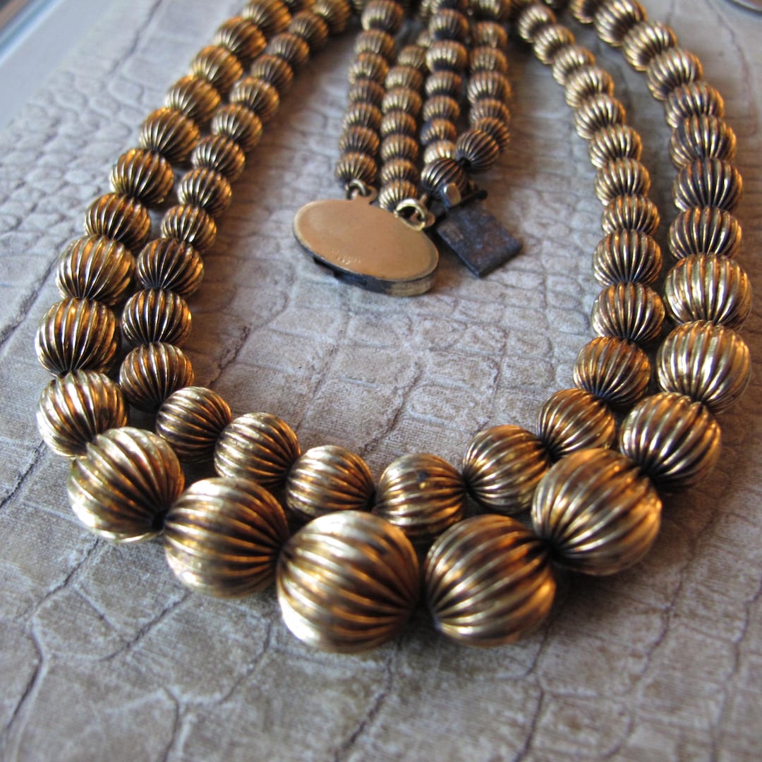 A & Z Gold Filled 40s to 50s Fluted Bead Chain Double Strand Nesting ...