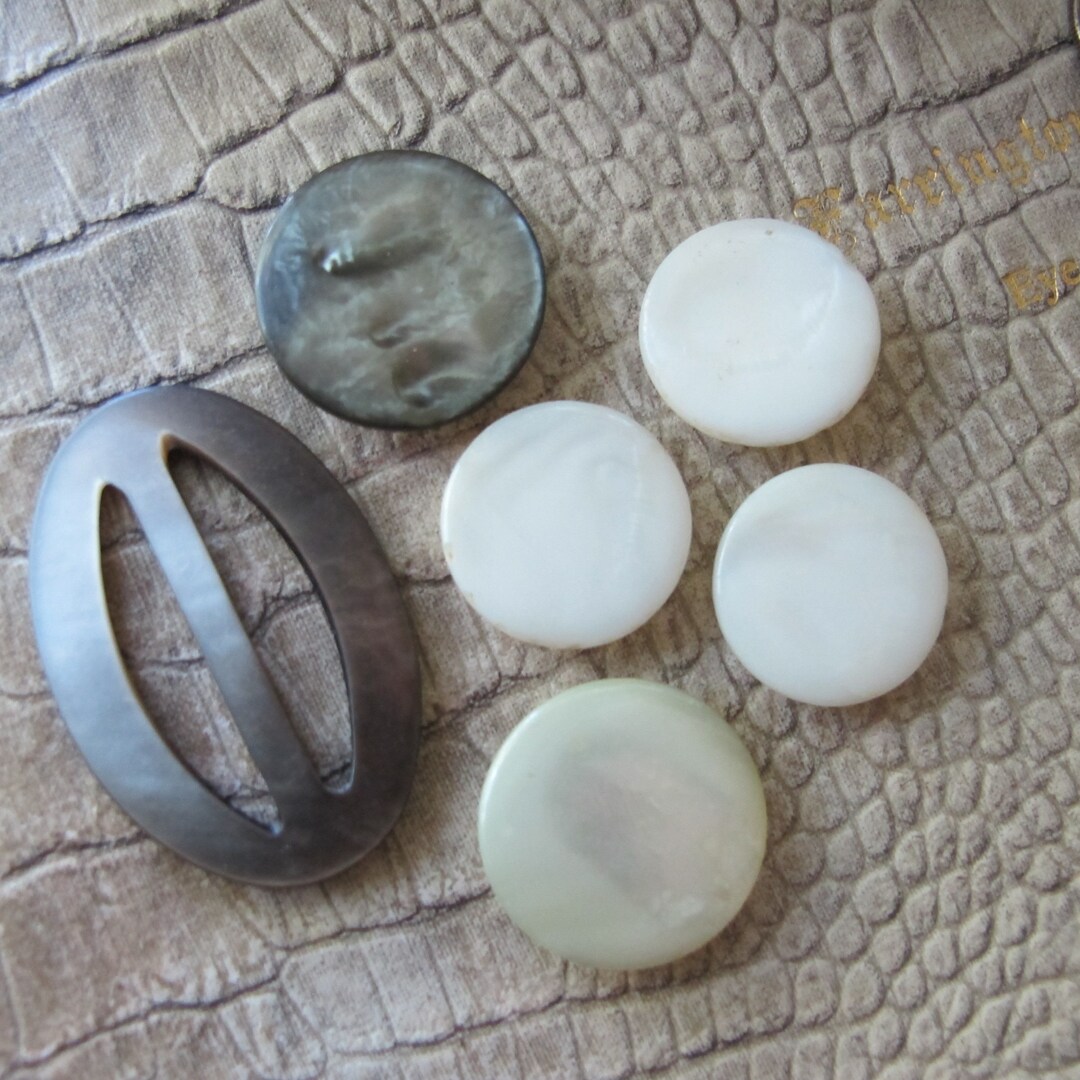 MOP Aka Mother of Pearl Shell Sewing Buttons & Buckle Clasp. Vintage ...