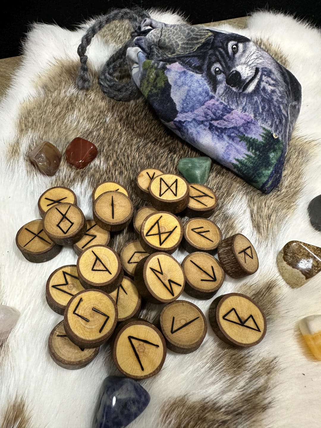 Rune Set for Beginners Red Maple Wood Pagan Wiccan Shaman or Druid ...