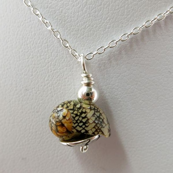 Aboriginal Shell Necklace - Etsy