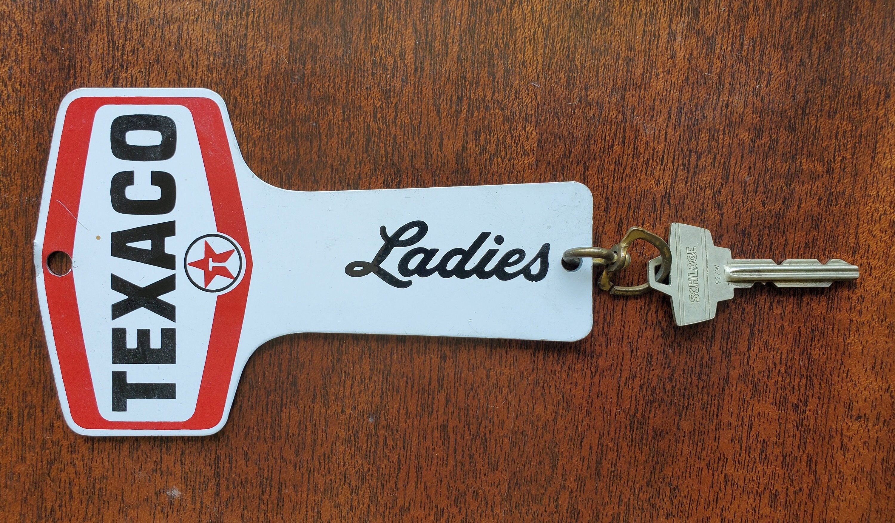 Vintage Porcelain TEXACO Ladies Gas Station Key & FOB - Etsy