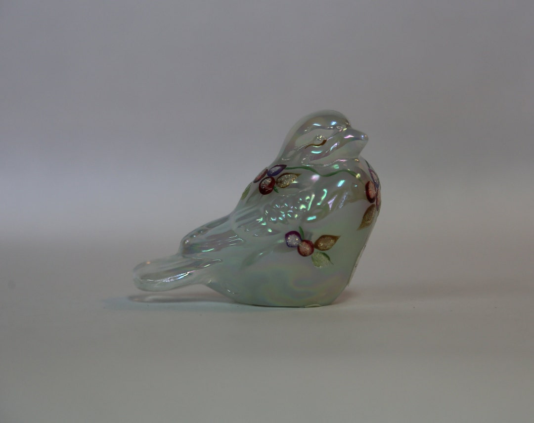 Fenton Glass ~ French Opal Bird ~ Hand Painted Bird Figurine - Etsy