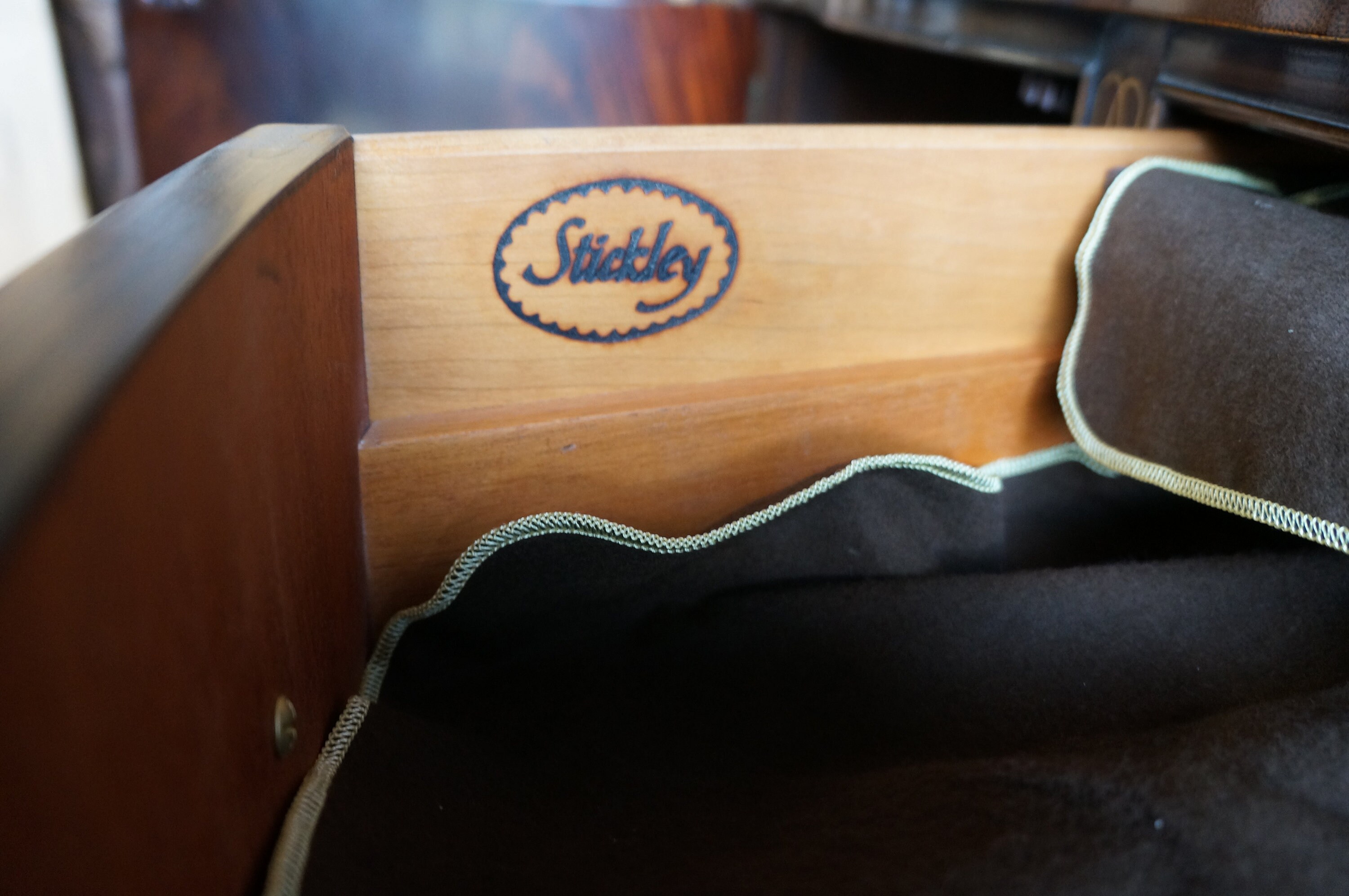 Sideboard ~ Buffet ~ Traditional Sideboard ~ Federal Inlayed Mahogany Sideboard by Stickley - Etsy