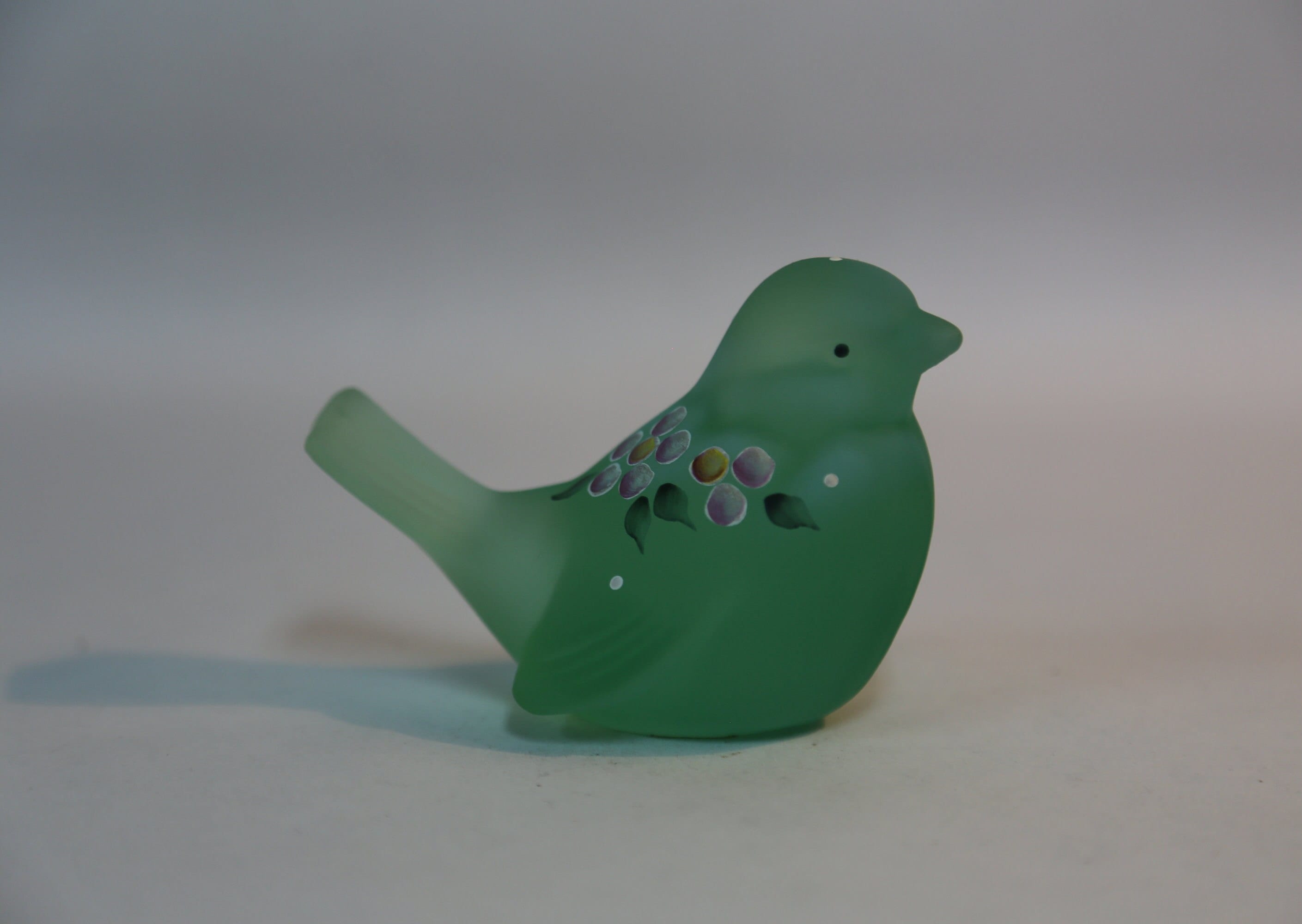 Fenton Art Glass ~ Green Glass Bird ~ Hand Painted Bird Figurine - Etsy