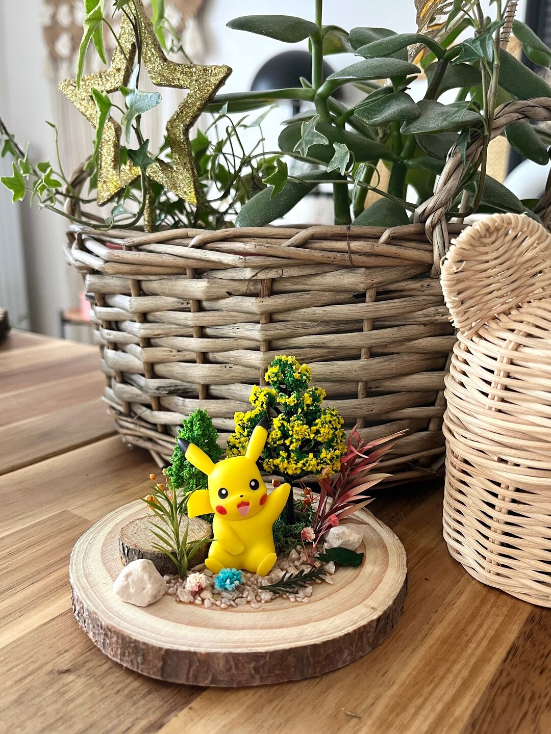 Diorama Wooden Log Pikachu 10 Cm Handmade - Etsy