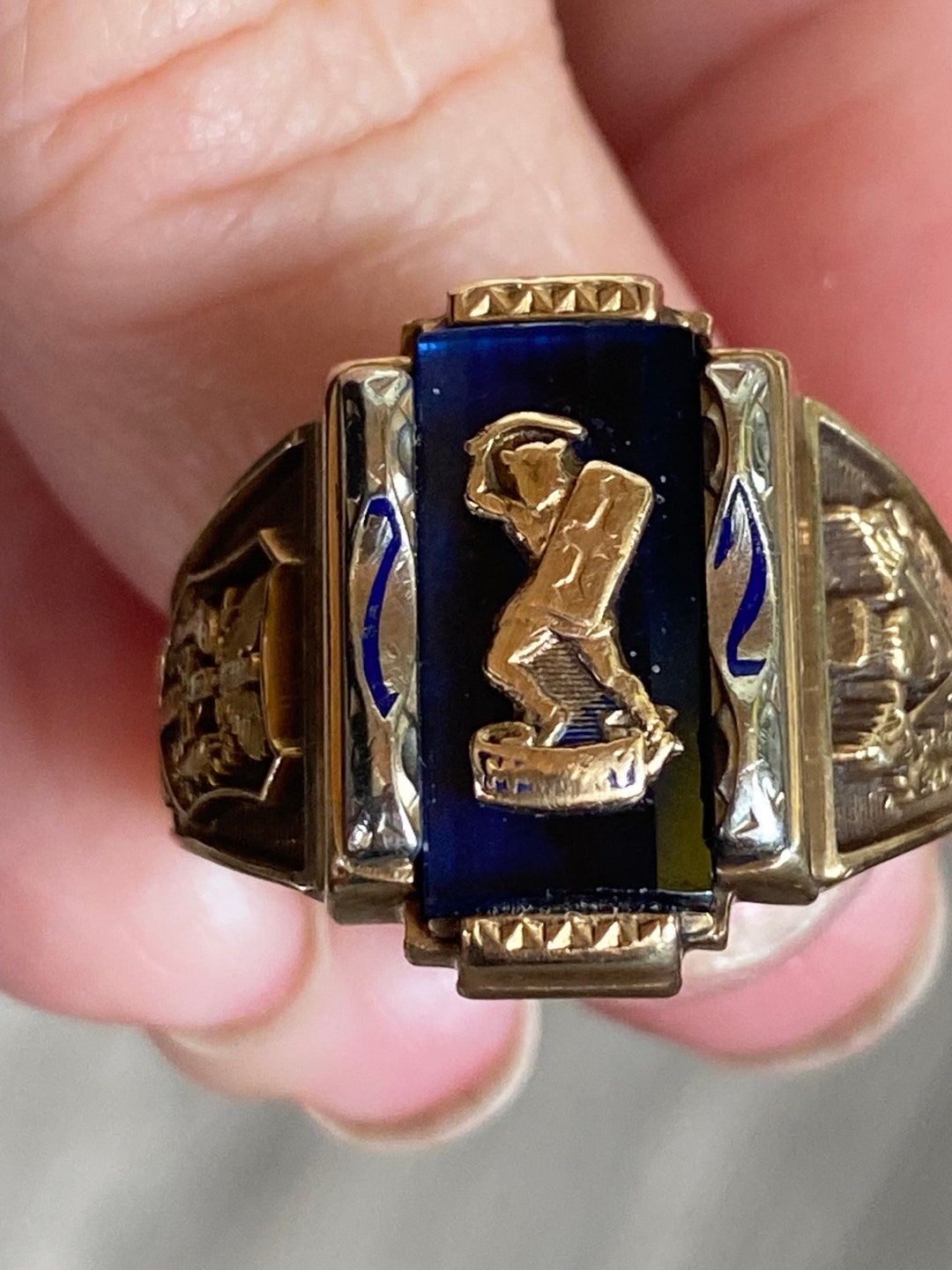 Josten 1972 Mcnary Celts 10k Gold Class Ring Blue Stone Size 11 Oregon ...