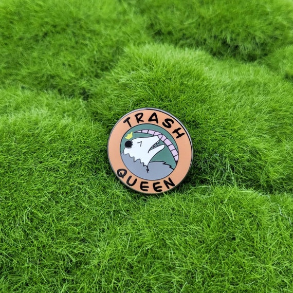 Trash Queen Opossum Pin 1 Inch Hard Enamel Pin - Etsy