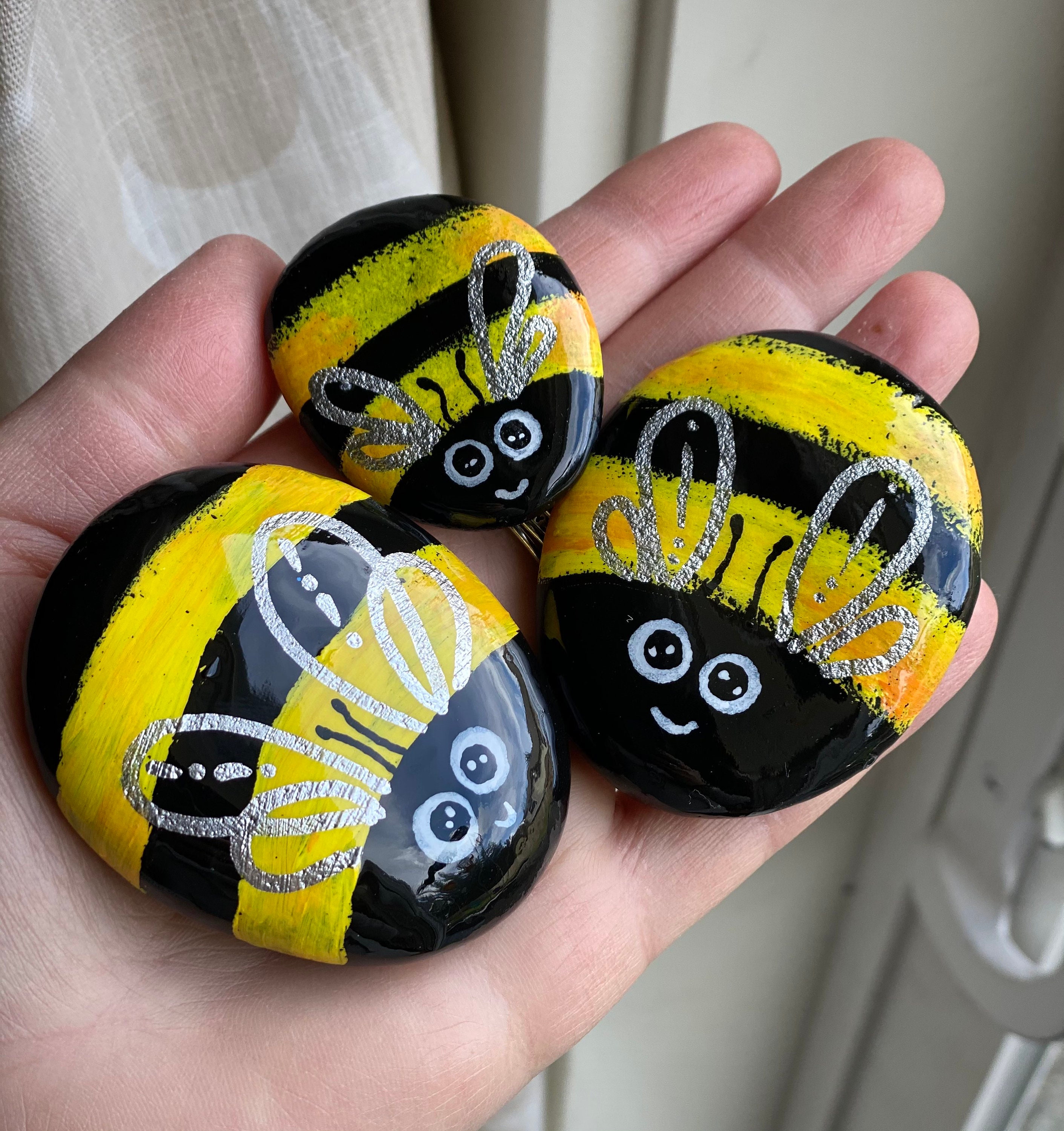 Bee Rocks Set of 3 Painted Rocks Resin Coated Bee Gift Bee | Etsy