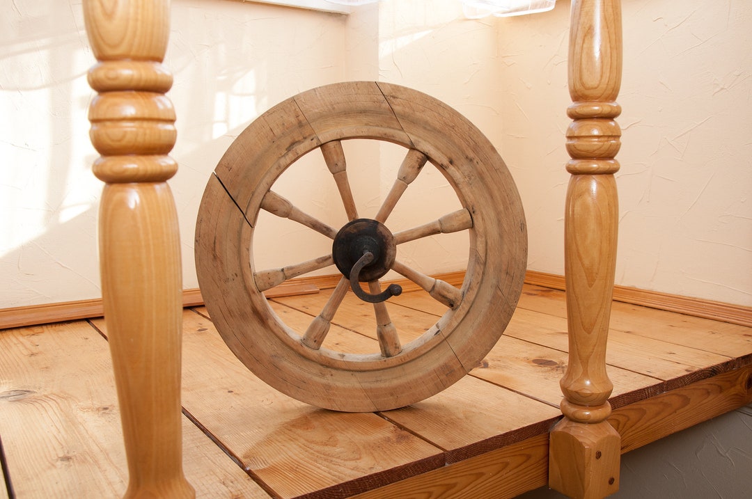 Vintage Spinning Wheel Part, Wooden Wheel, Rustic Decor, Round Wall ...