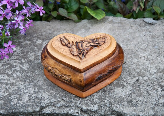 Casket heart, Vintage wooden Casket, Jewelry box, Box… - Gem