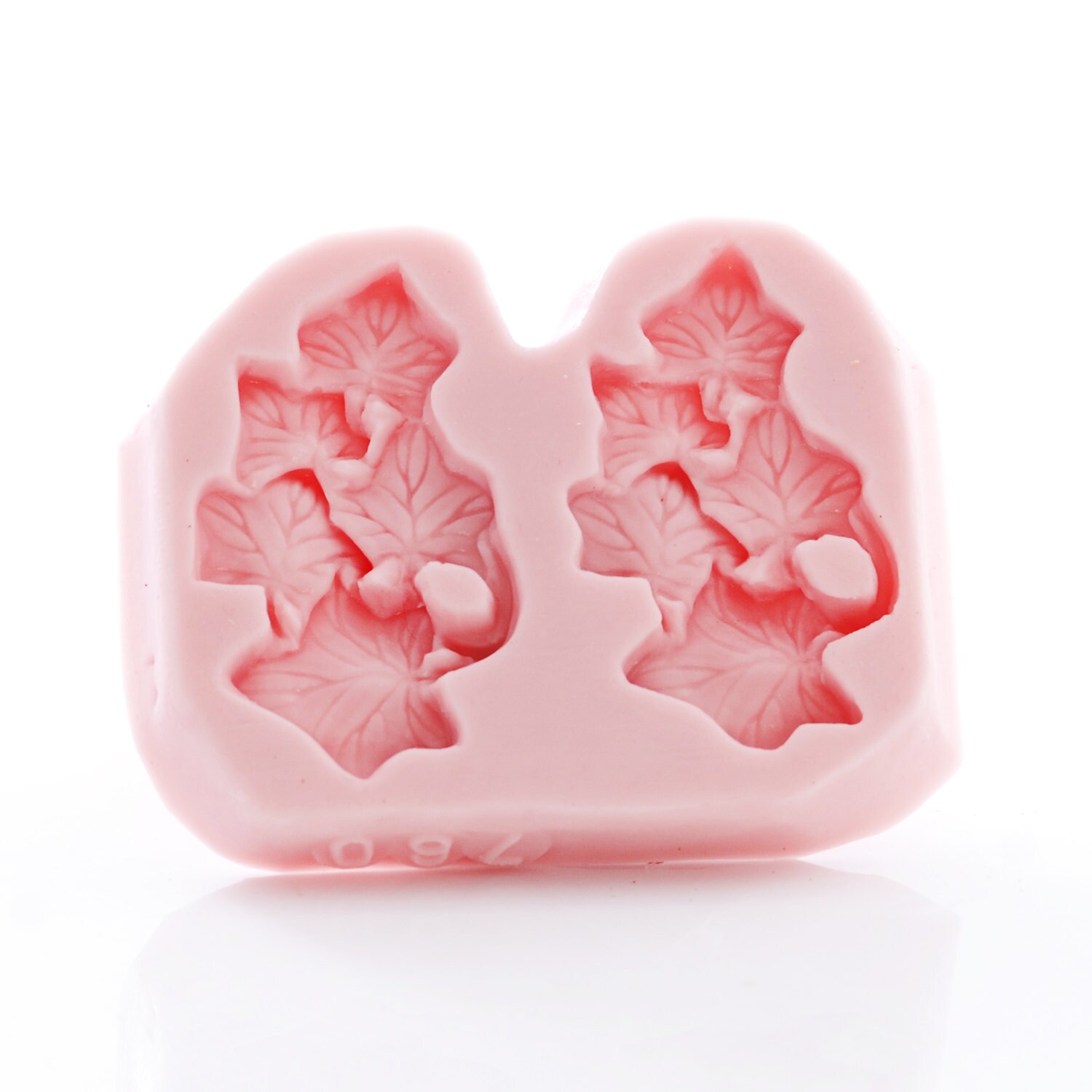 Ivy Leaf Silicone Mold Create Two Ivy Leaf Cluster Pieces - Etsy