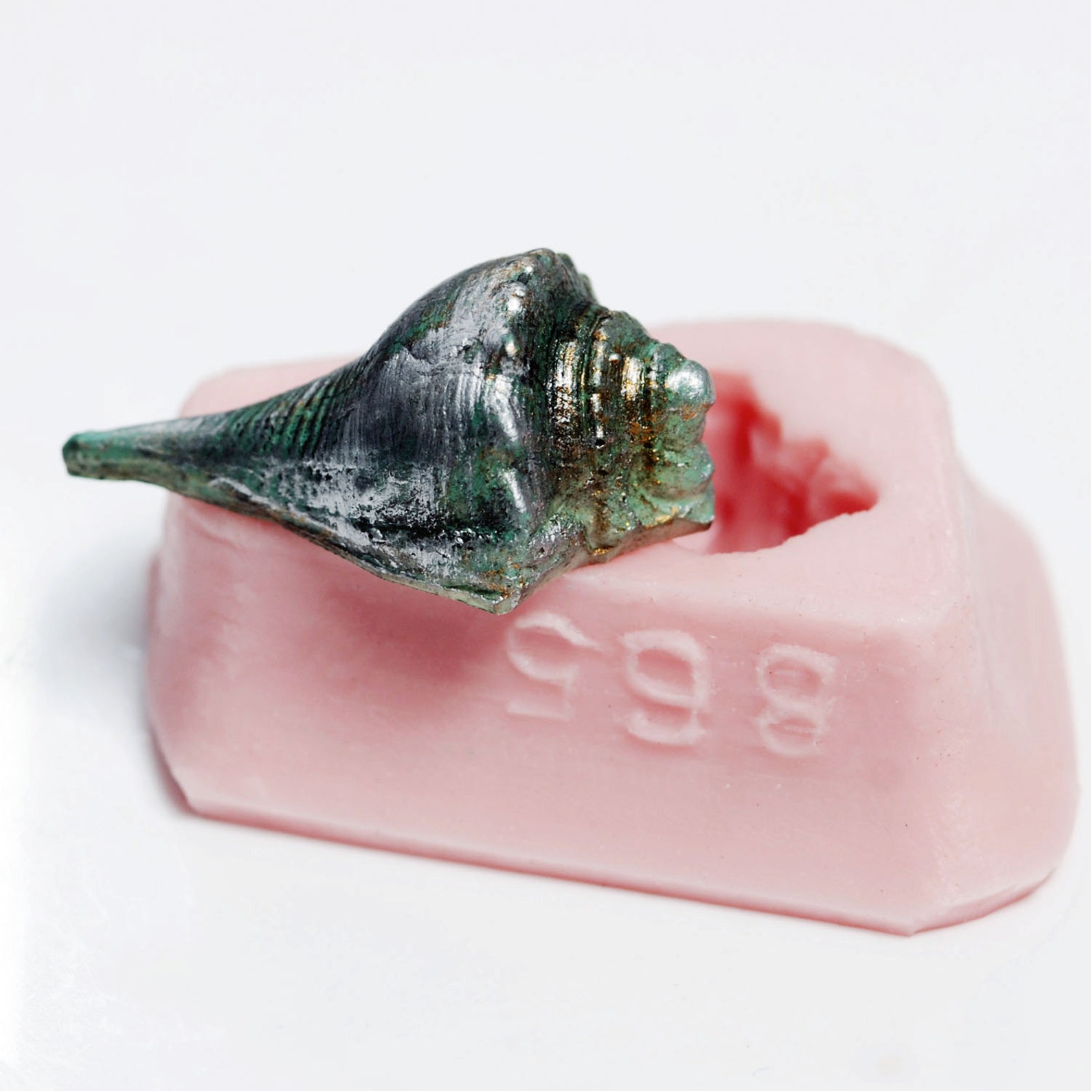 Silicone Mold - Conch Seashell Mold - Easy to Use With Resin, Clay, Wax ...
