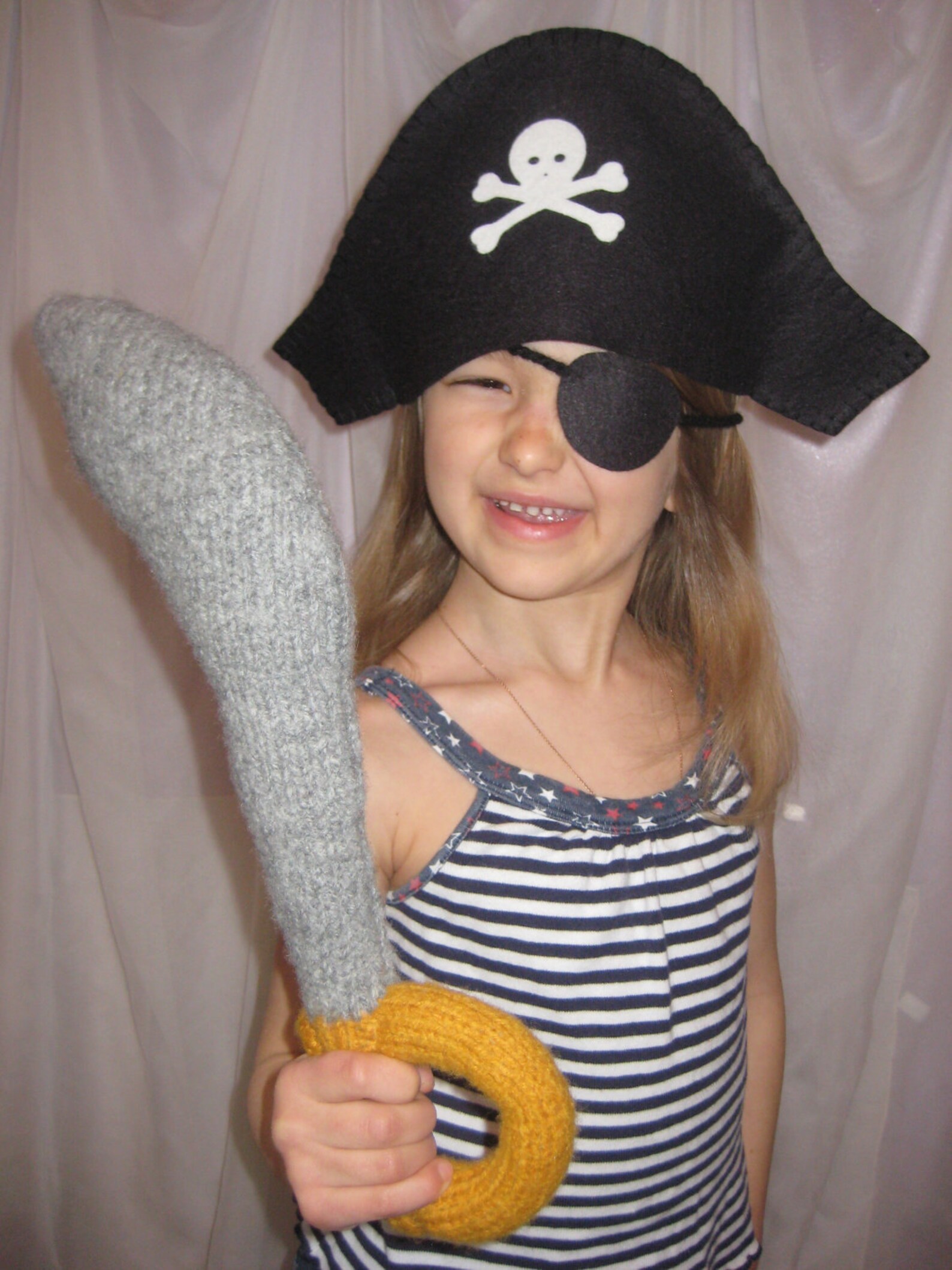 Pirate Sword PDF KNITTING PATTERN, Stuffed Toy - Etsy