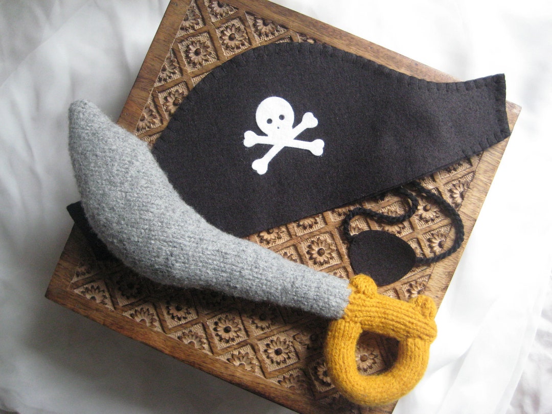 Pirate Sword PDF KNITTING PATTERN, Stuffed Toy - Etsy