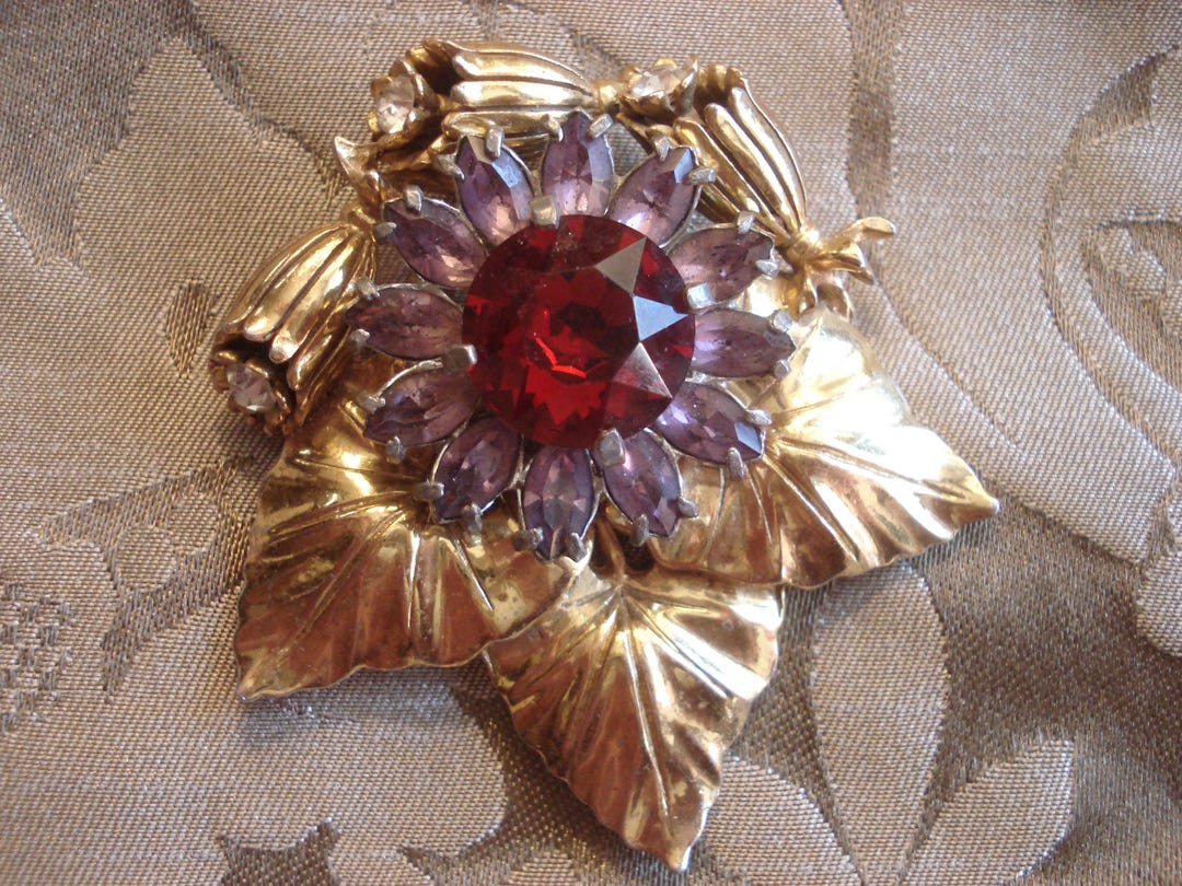 1940's Large Gold Tone Leaf and Ruby Red Rhinestone Pin - Etsy