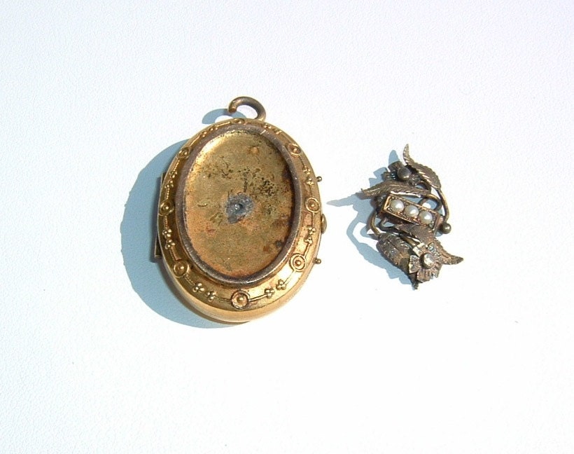 1800s Victorian Memento Picture Locket Gold Wash | Etsy