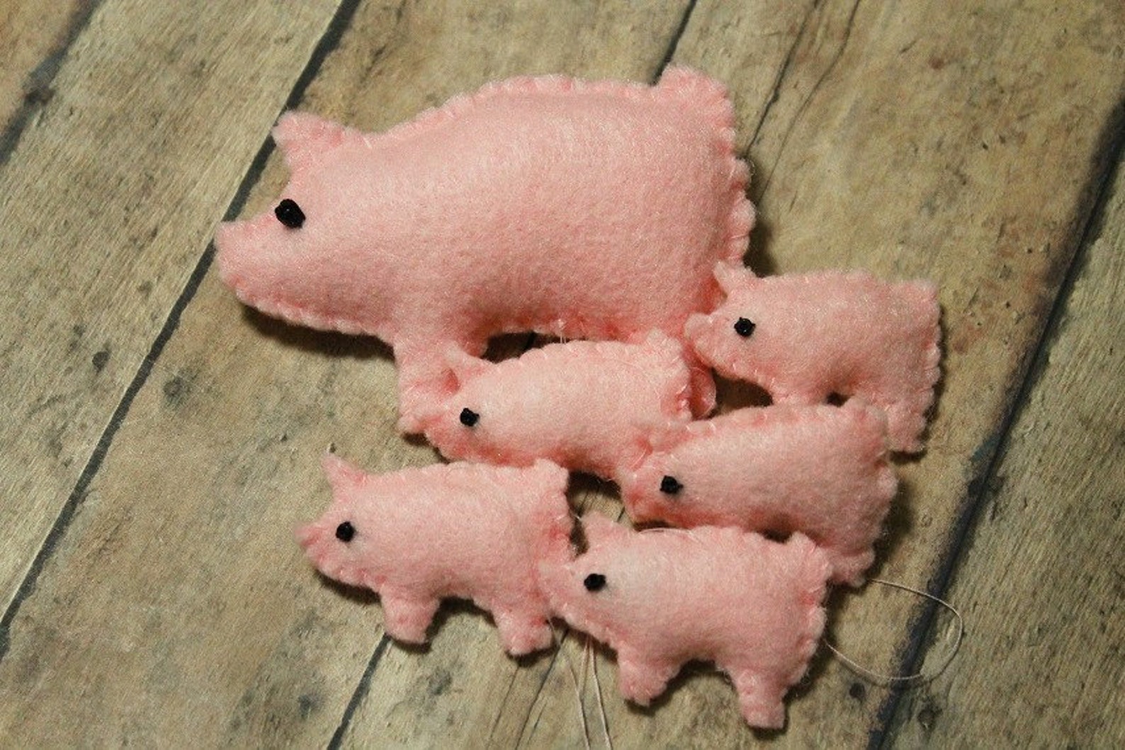 Felt Pig Ornaments-mini Pigs and Mama Pig-handmade Felt Pig Ornaments ...