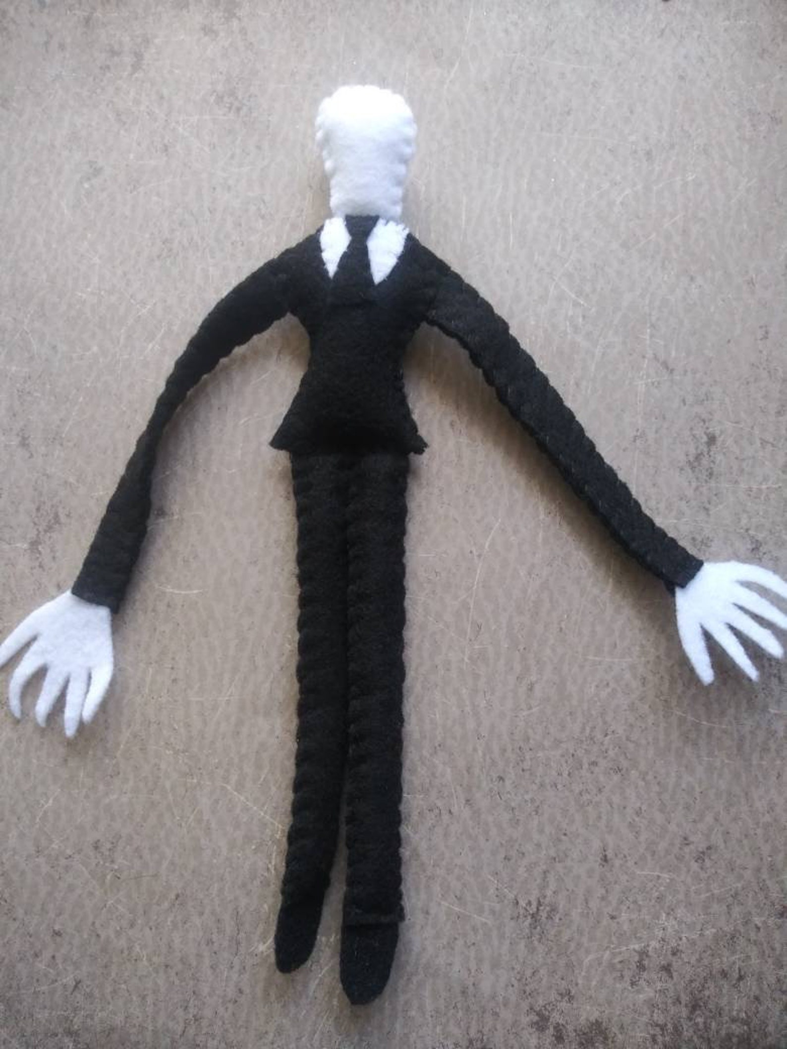 Slenderman Doll,handmade Felt Slenderman Doll, Creepy Decor, Desk Decor ...
