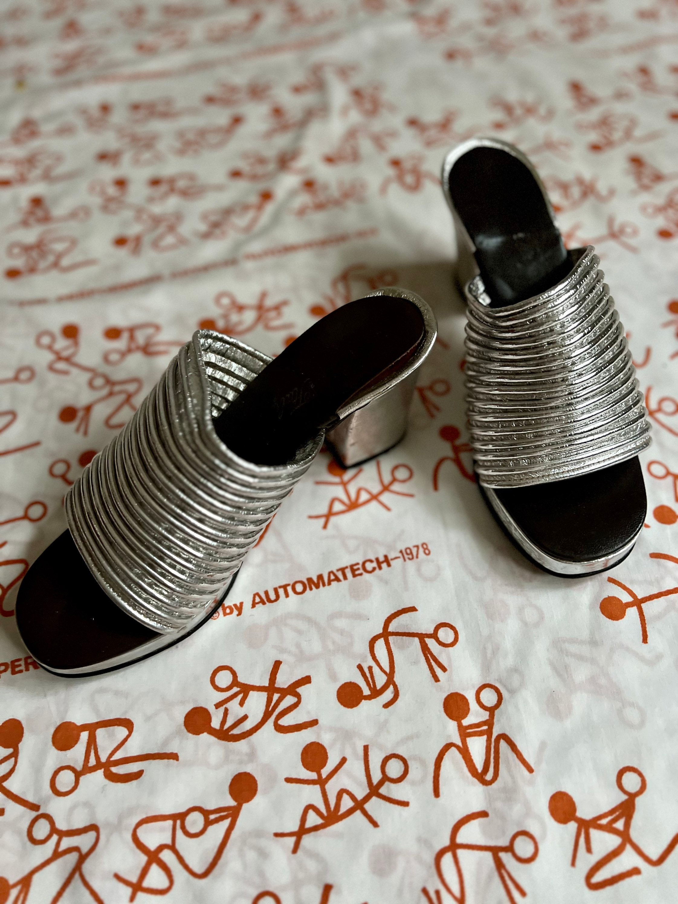 1970s Silver Disco Platform Peep Toe Mules Sz 6 - Etsy