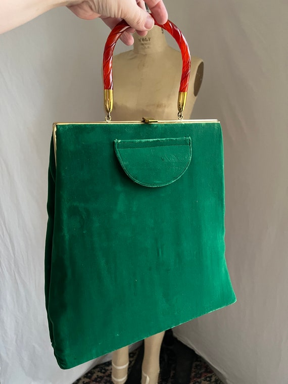 vintage emerald green velvet - Gem