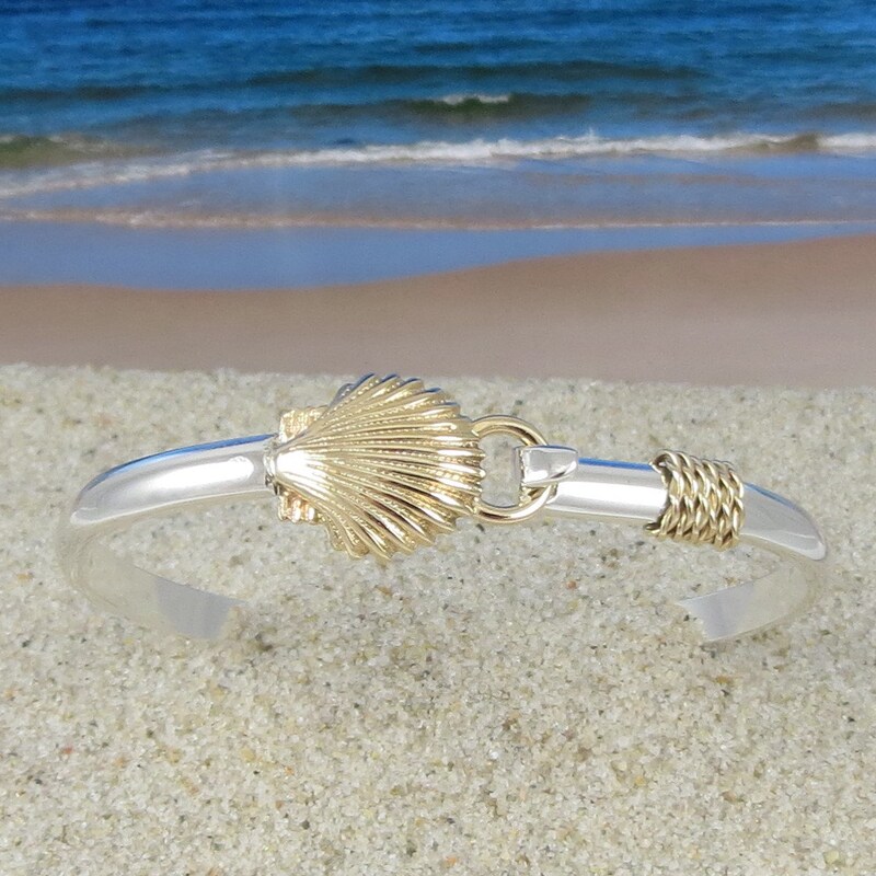 Scalloped Bracelet - Etsy