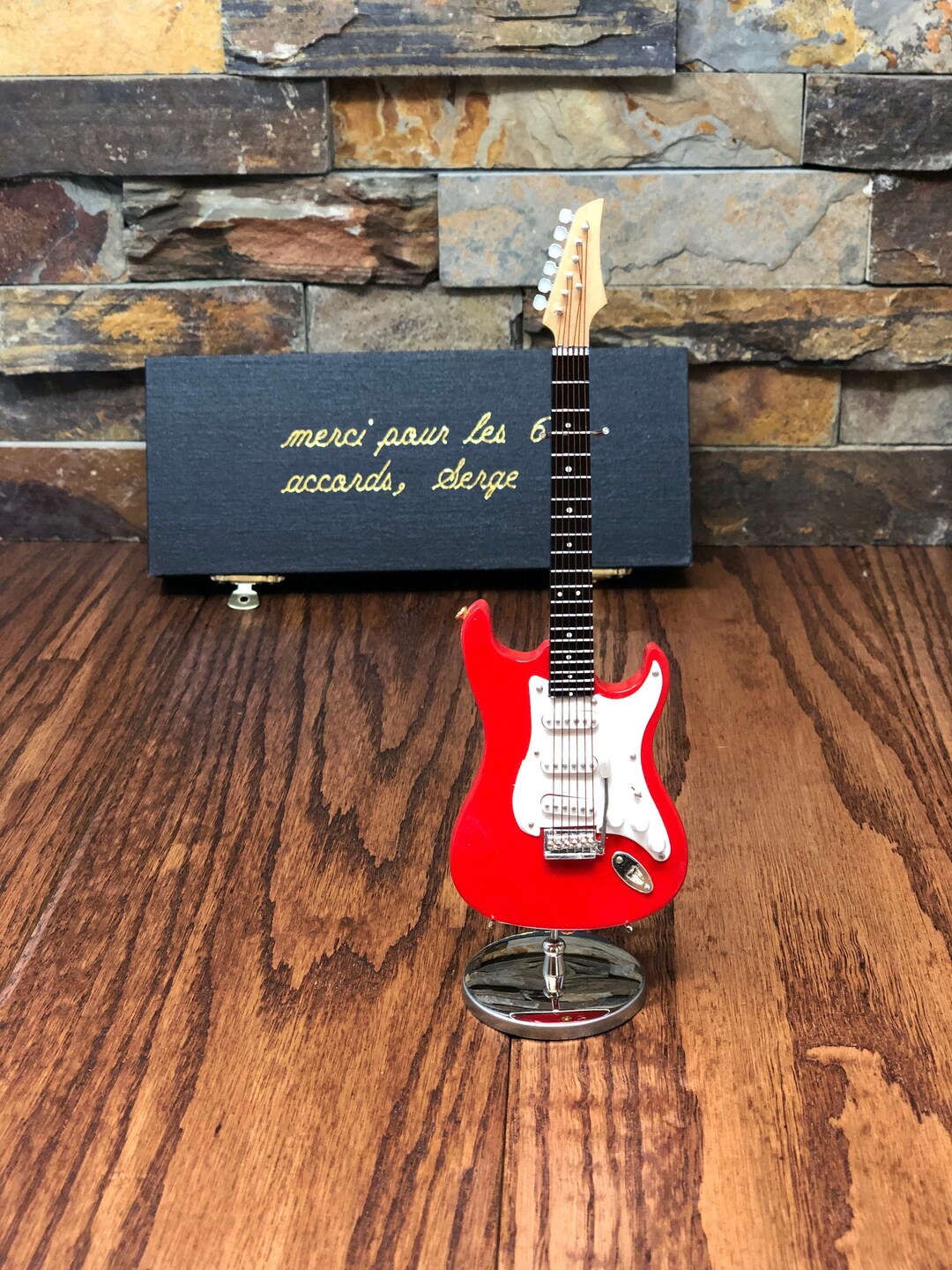 Mini Red Electric Guitar W/ Personalized Case - Music Gift- Instrument ...
