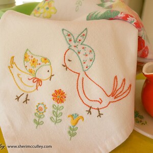 Chicks Hand Embroidery Pattern, Chicken Embroidery Pattern, Chick ...