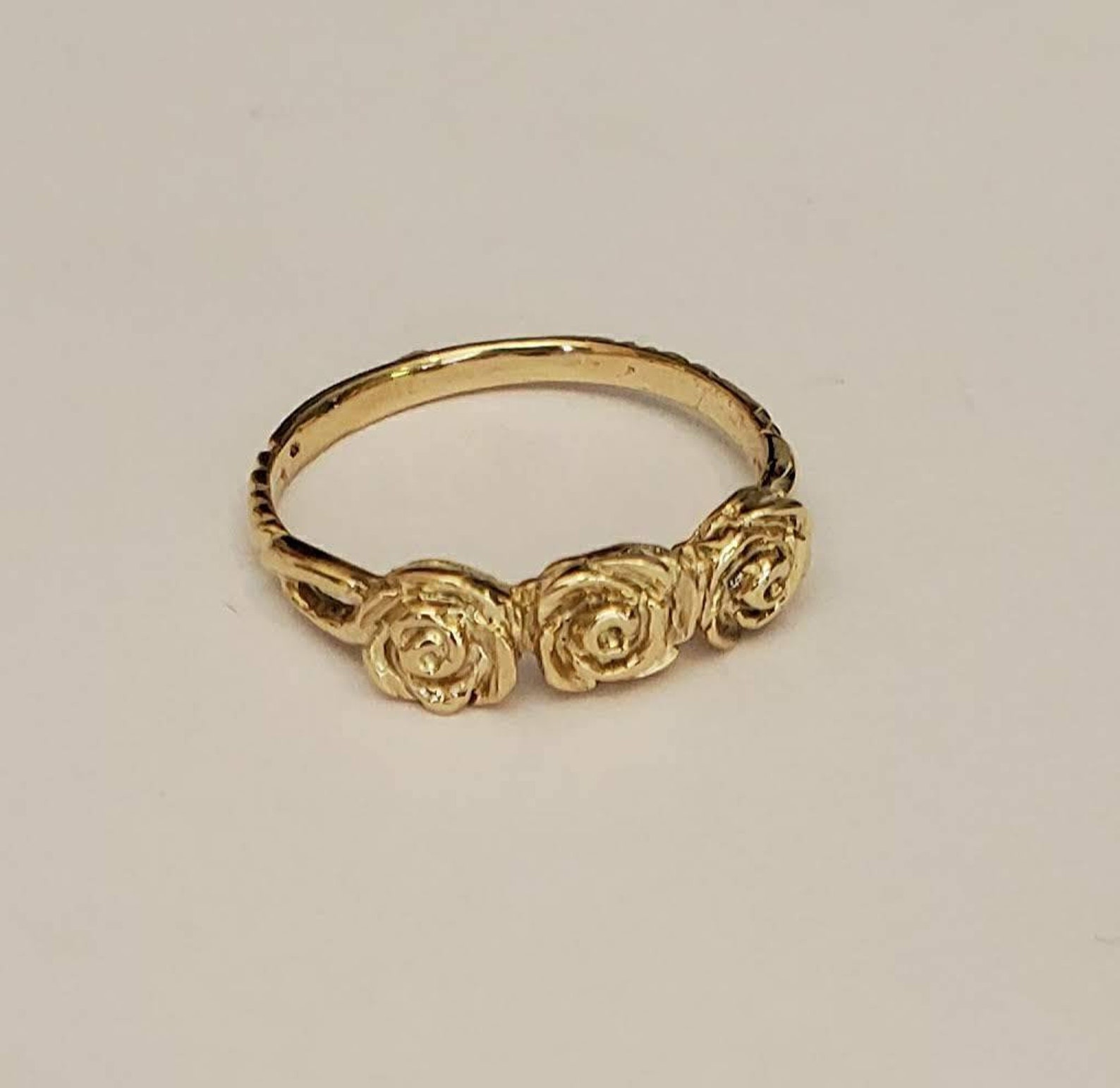 14K Yellow Gold Three Rose Ring Three Roses Means I Love You - Etsy
