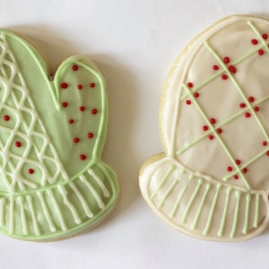 Mitten Sugar Cookies – Christmas Buttercream Cookies, Cozy Winter ...
