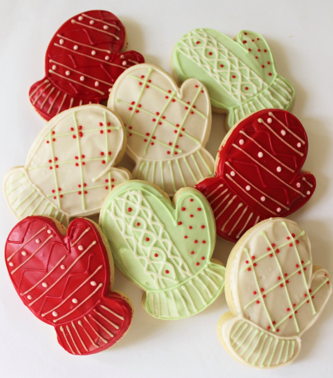 Knitted Mittens Christmas Sugar Cookies With Buttercream Frosting Cozy ...