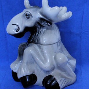 Sky Carvers "bearfoots" Moose Tabletop Cookie Jar by Phyllis Driscoll ...