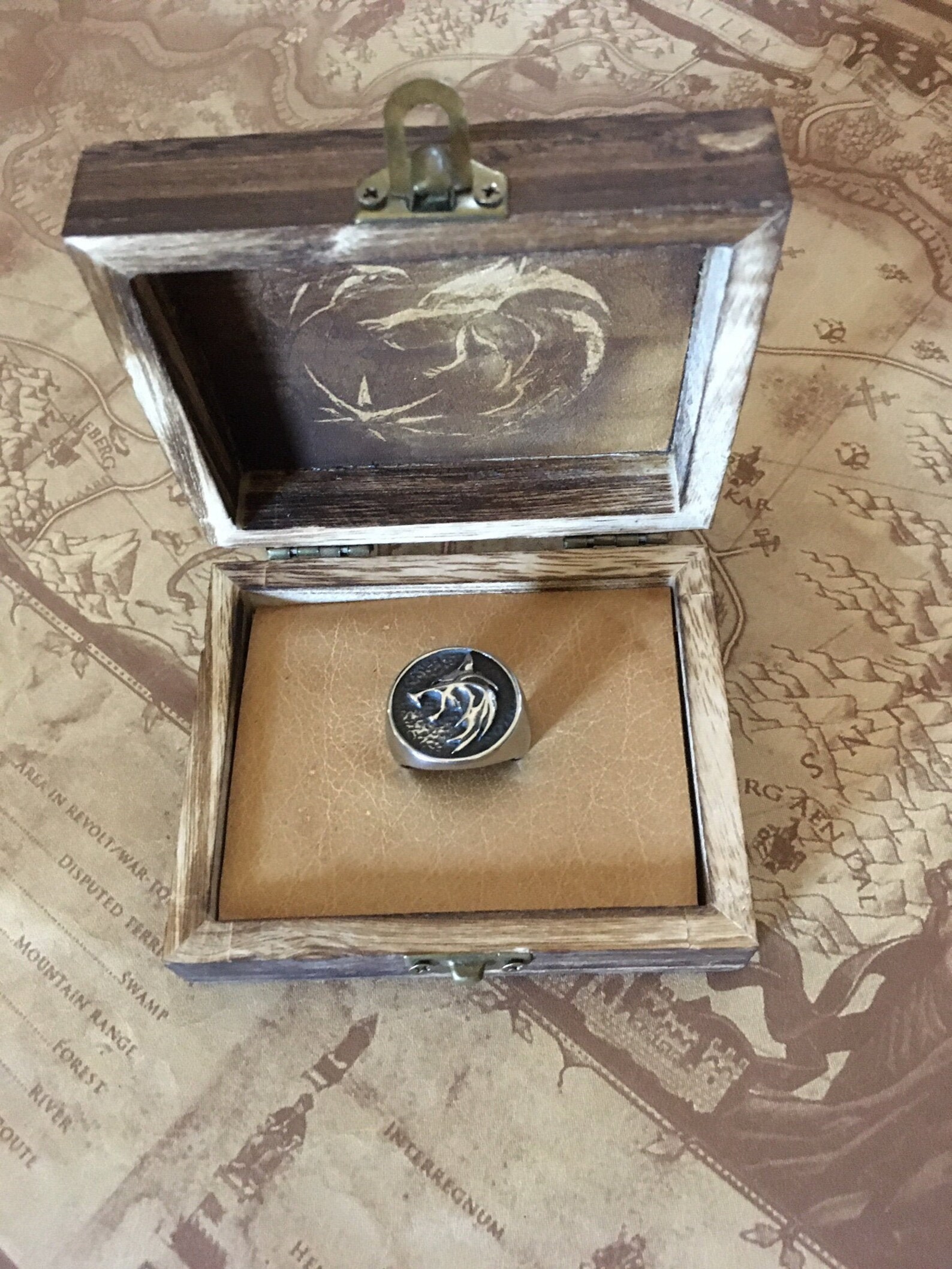 New Premium Witcher Stainless Steel Wolf Signet Ring Gift Set - Etsy