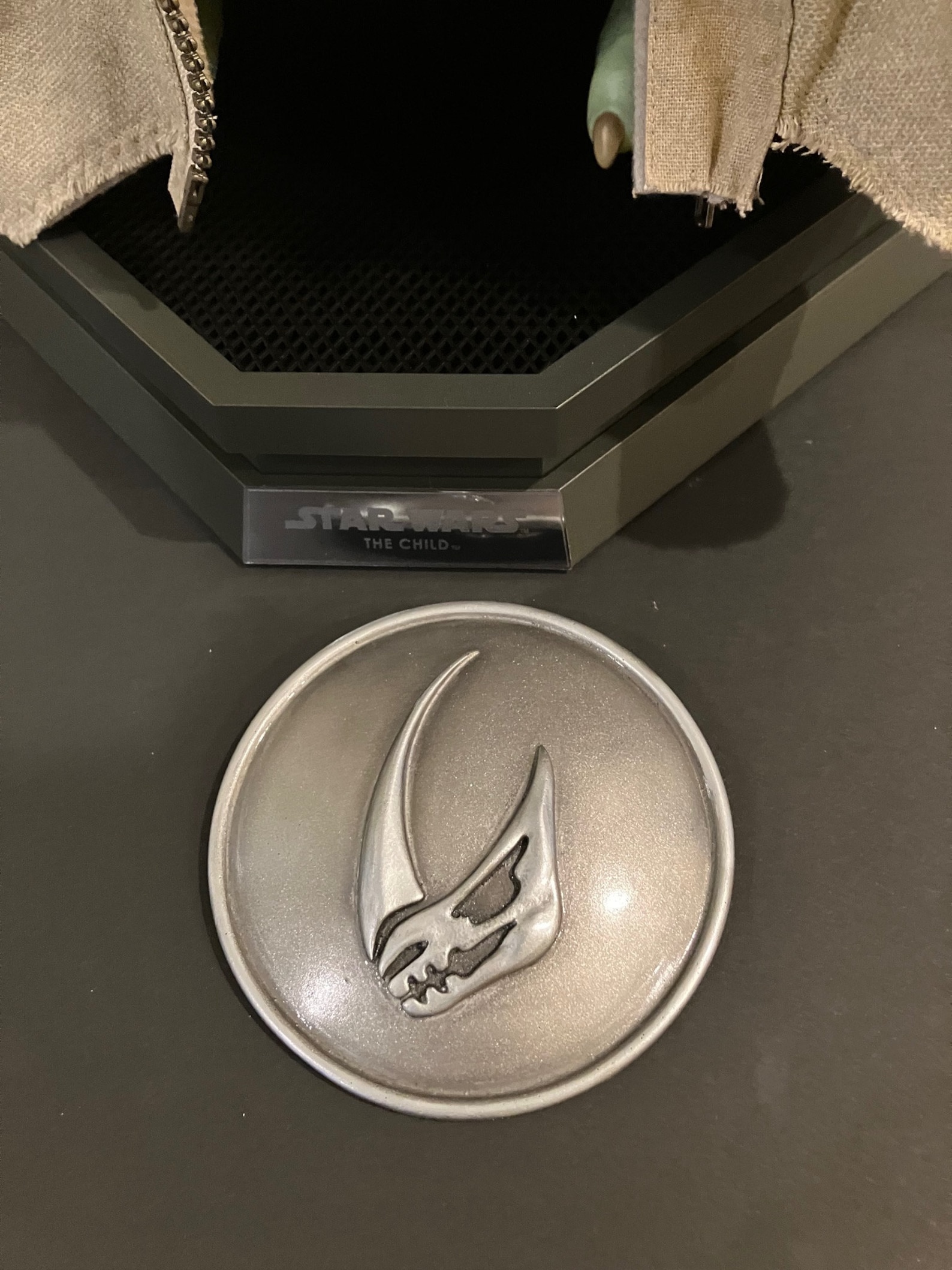 Grogu Accessories - Dart Gun and Rondel - Etsy