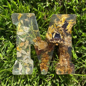 Custom Single Resin Letter M With Preserved Flowers - Etsy