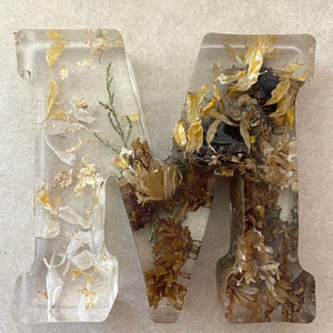 Custom Single Resin Letter M With Preserved Flowers - Etsy