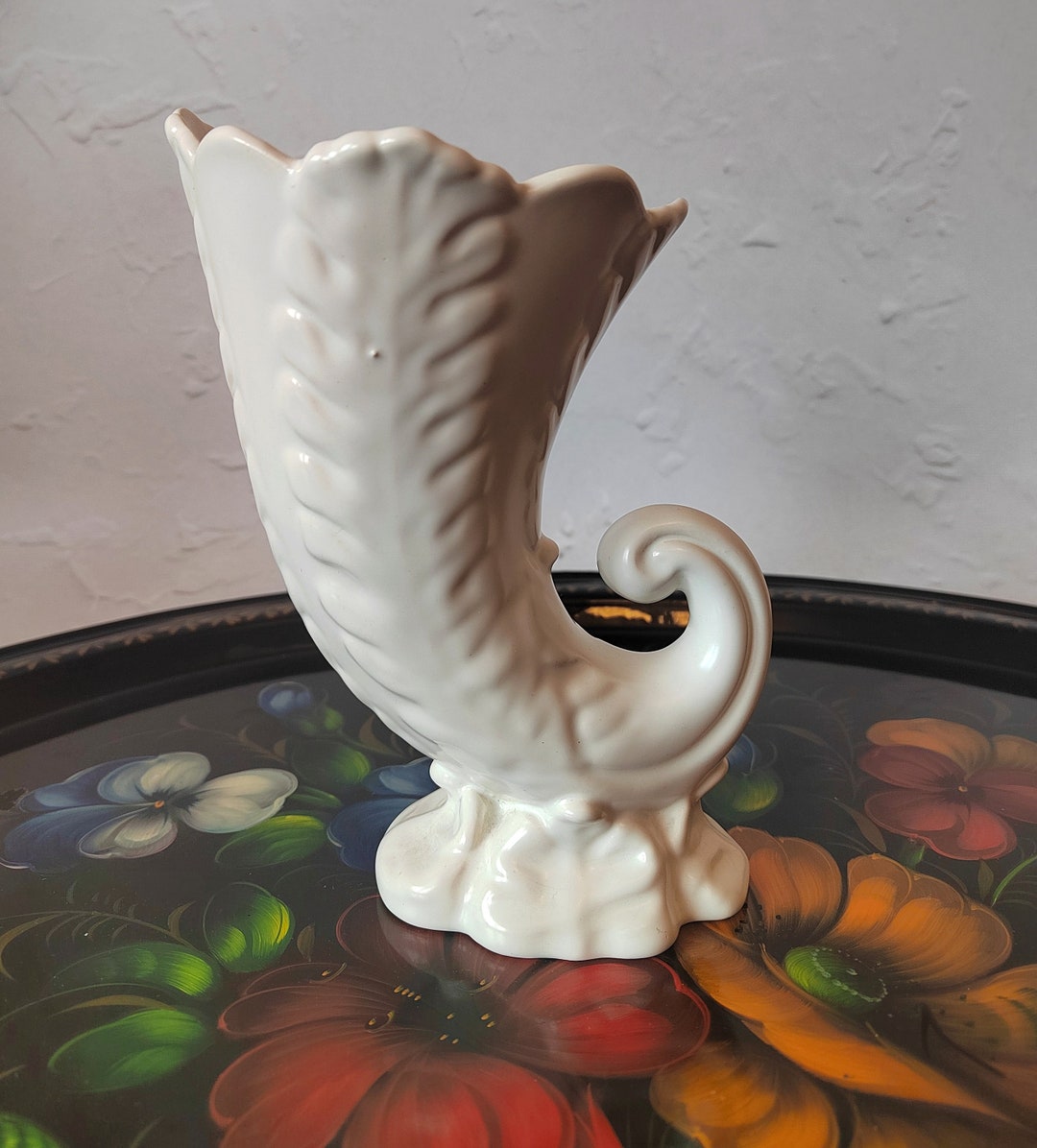 Vintage Pretty White Cornucopia Vase - Etsy