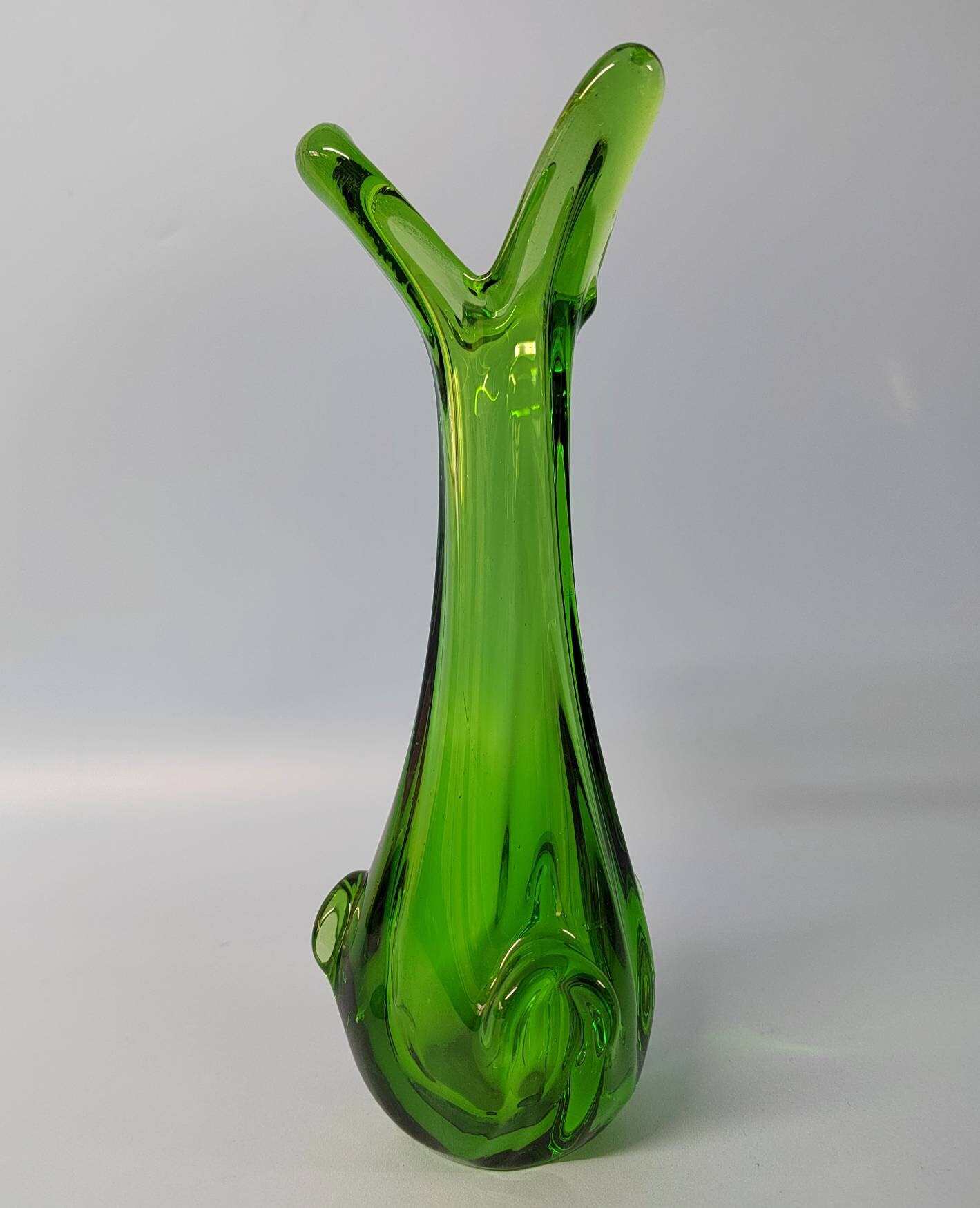 Vintage Emerald Green Murano Swing Vase - Etsy