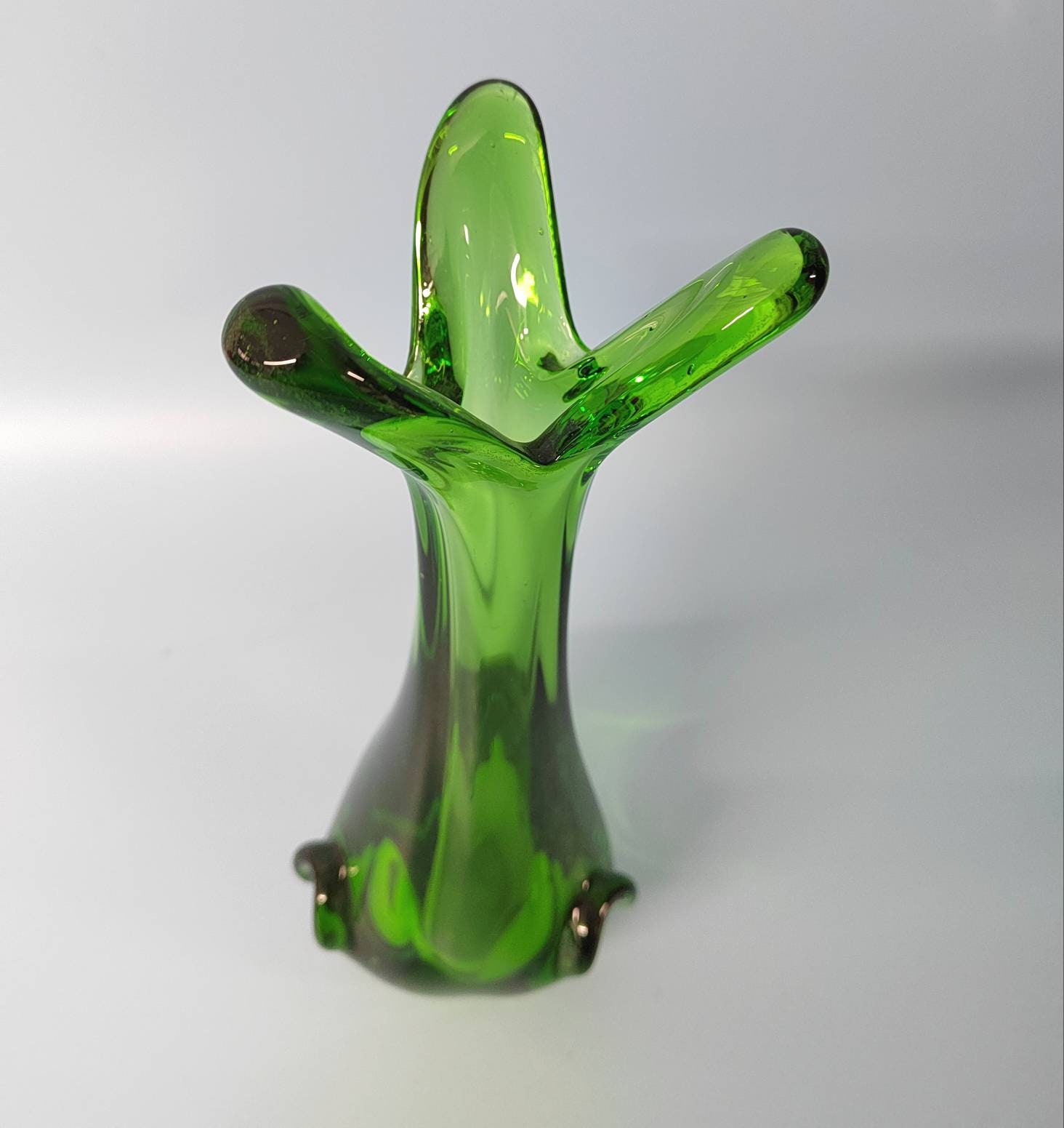 Vintage Emerald Green Murano Swing Vase - Etsy